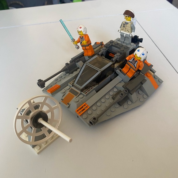 Lego | Toys | Lego Star Wars Snowspeeder 73 Complete | Poshmark